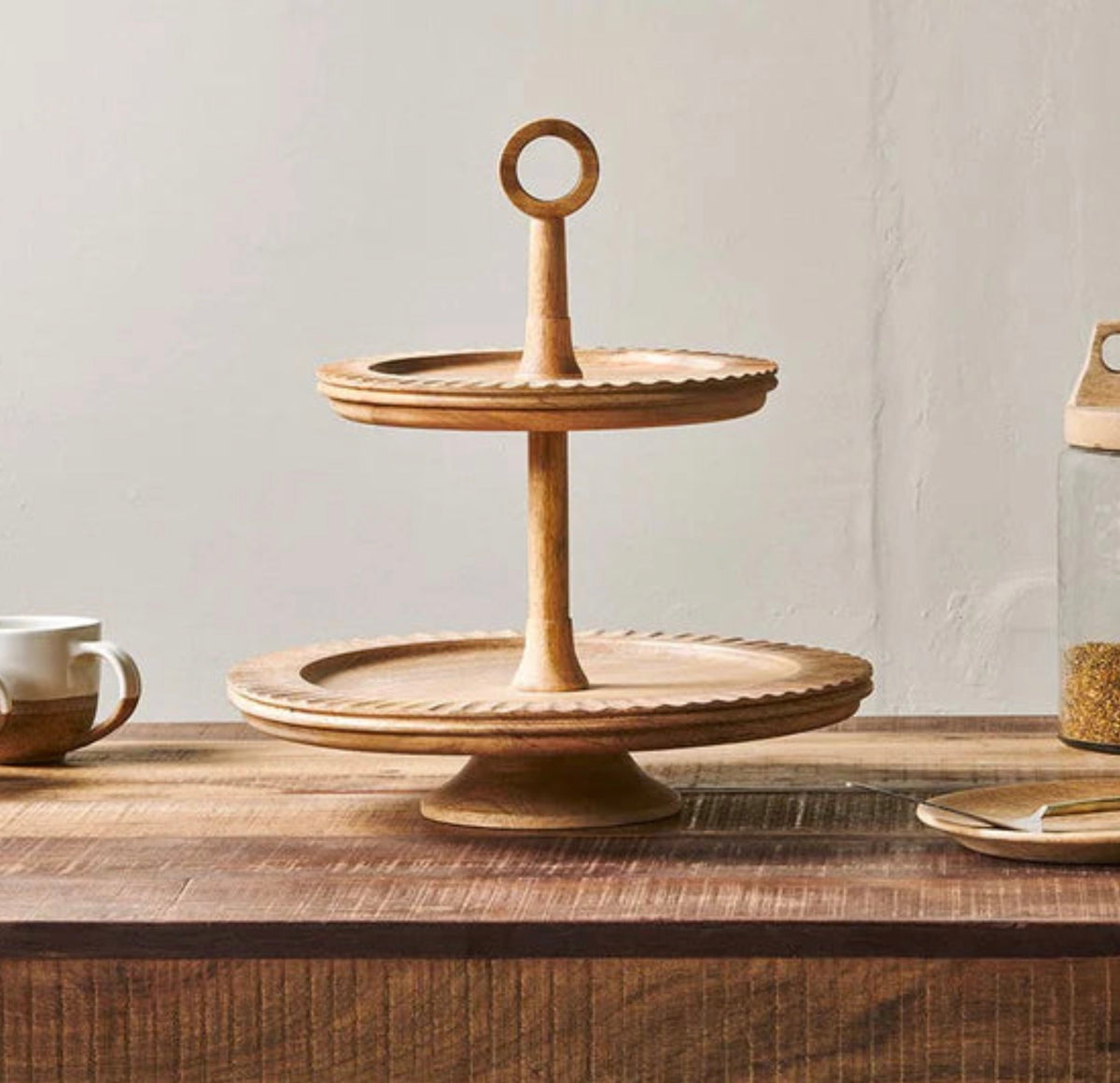 Gavivi Mango Wood Cake Stand – Cornucopia Worcester